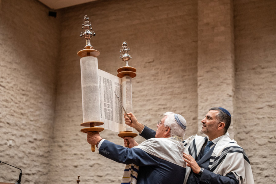 Gallery – 2023 Board Installation – Sephardic Temple Tifereth Israel