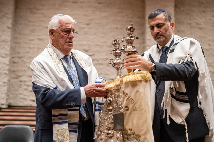 Gallery – 2023 Board Installation – Sephardic Temple Tifereth Israel